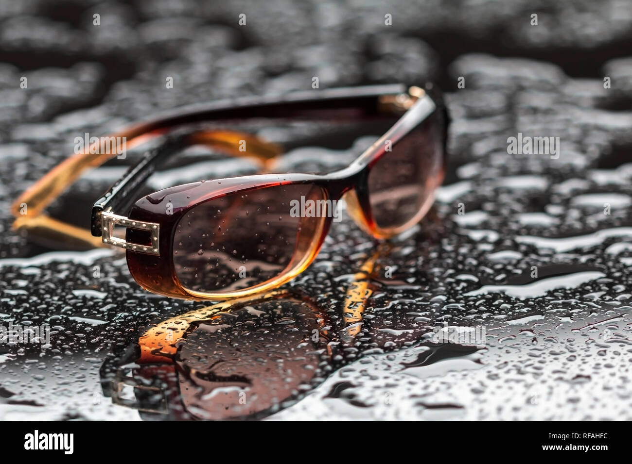 Raindrops on glasses hi-res stock photography and images - Alamy