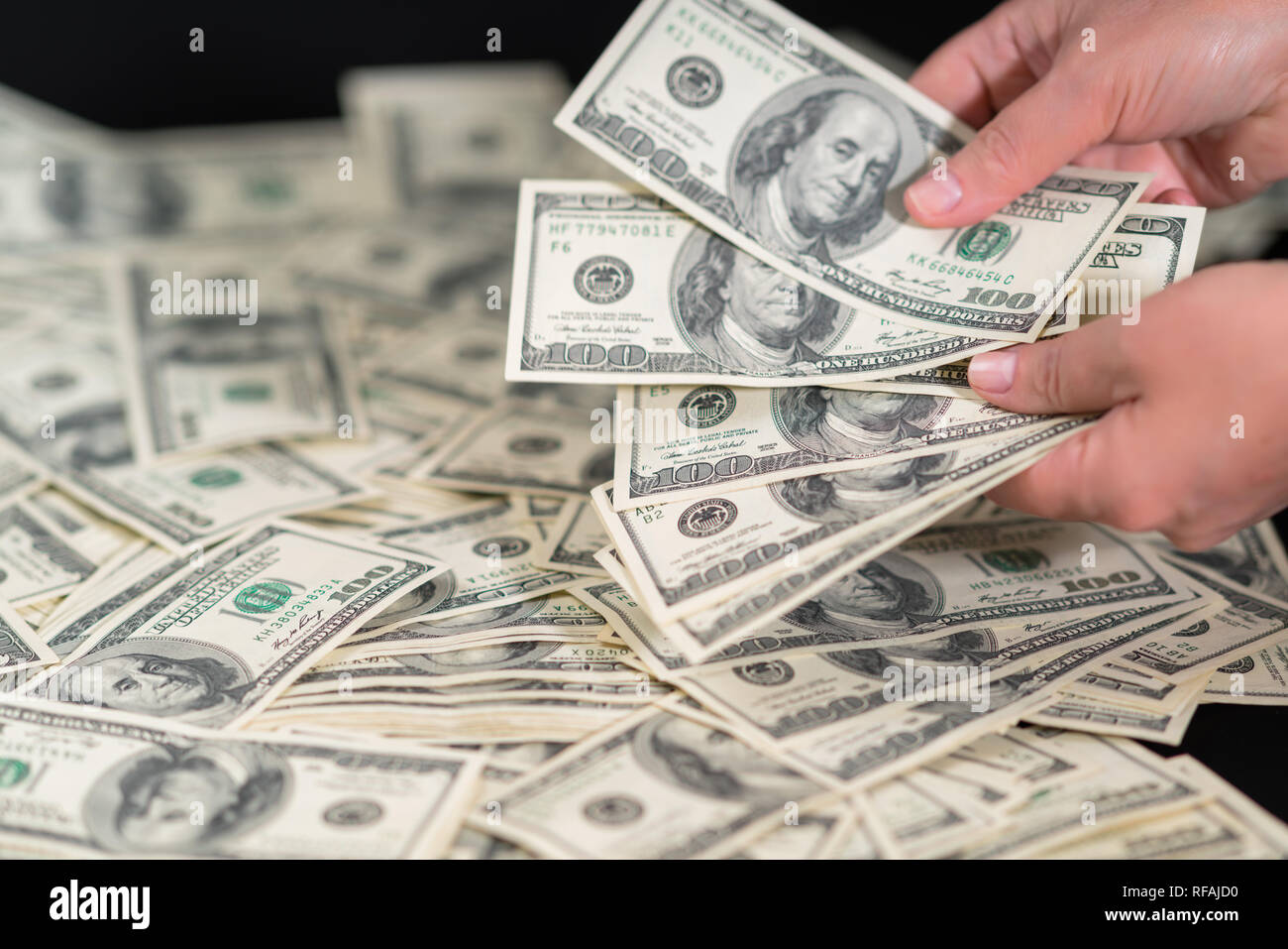 Money laundering accountant hi-res stock photography and images - Alamy