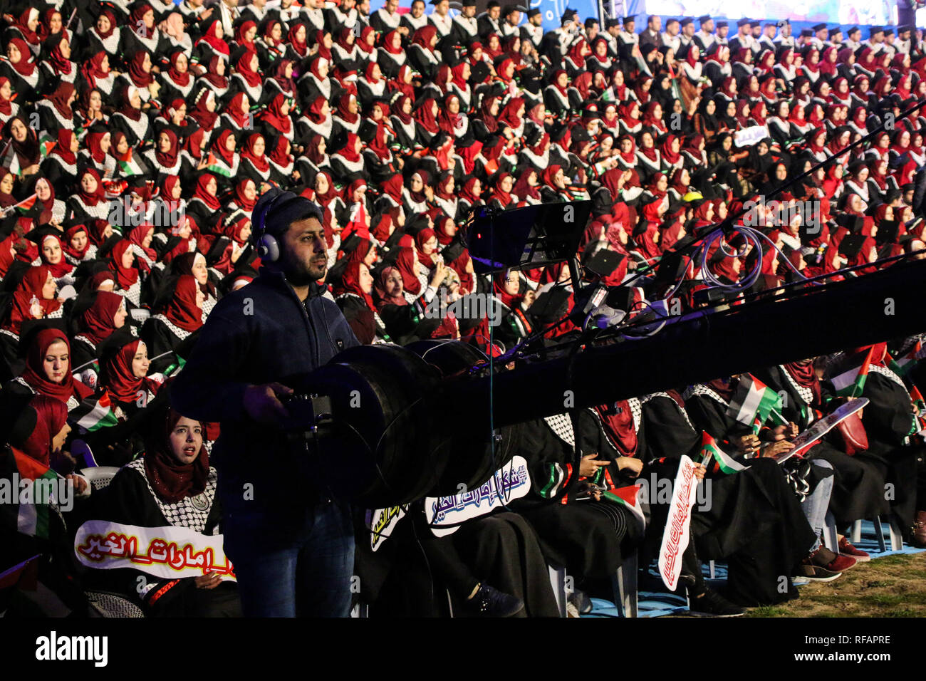 University graduates attend graduation ceremony hi-res stock ...