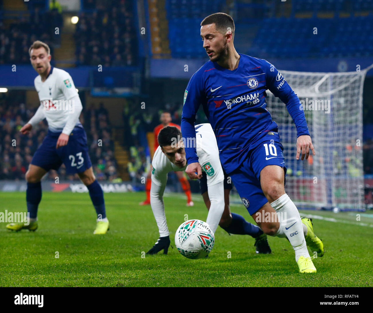 Chelsea tottenham hotspur stadium hi-res stock photography and images ...