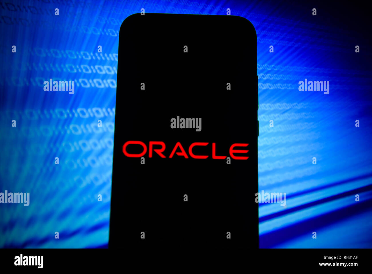 Oracle logo is seen on an android mobile phone Stock Photo - Alamy