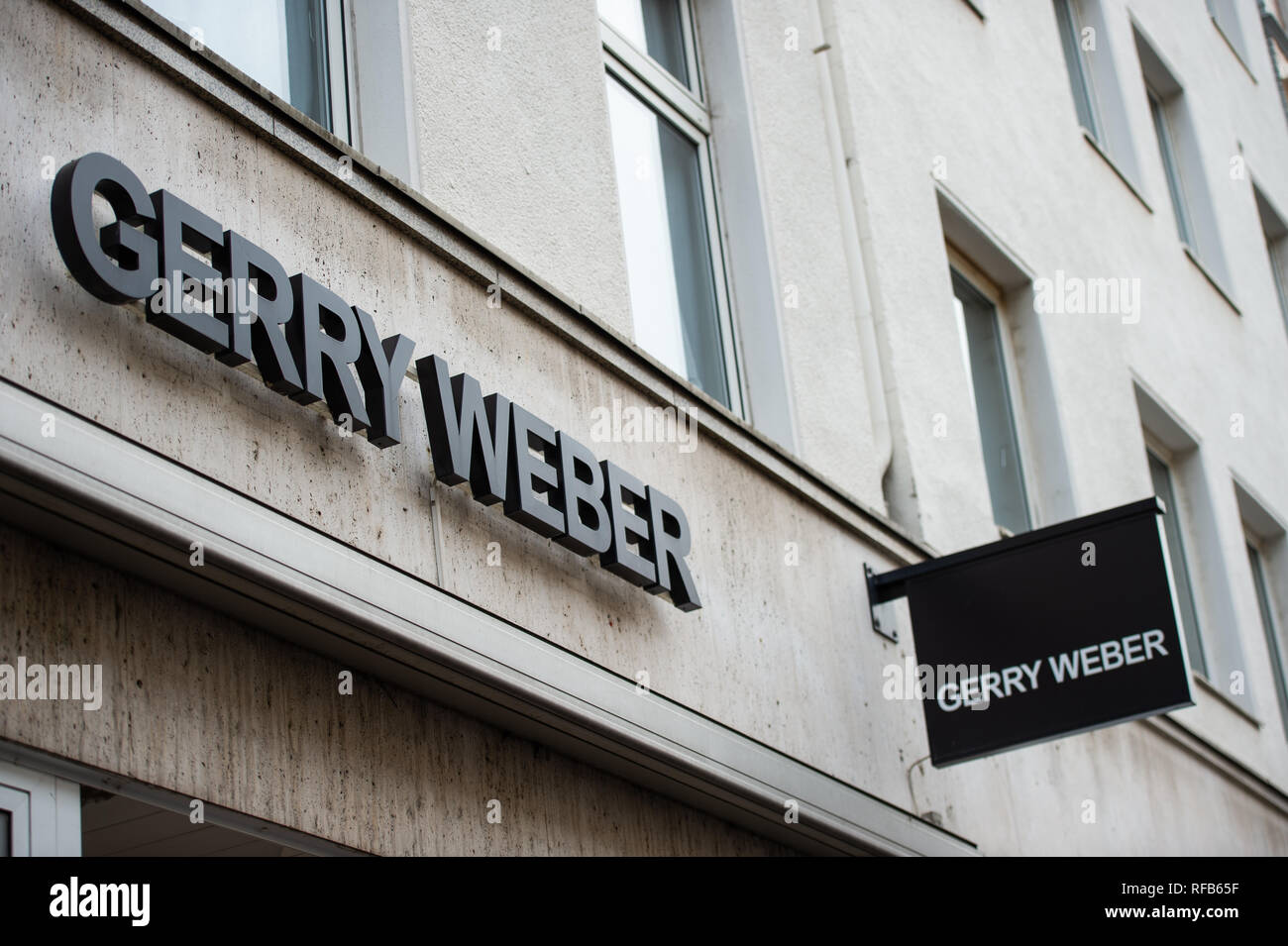 Gerry weber logo hi-res stock photography and images - Alamy