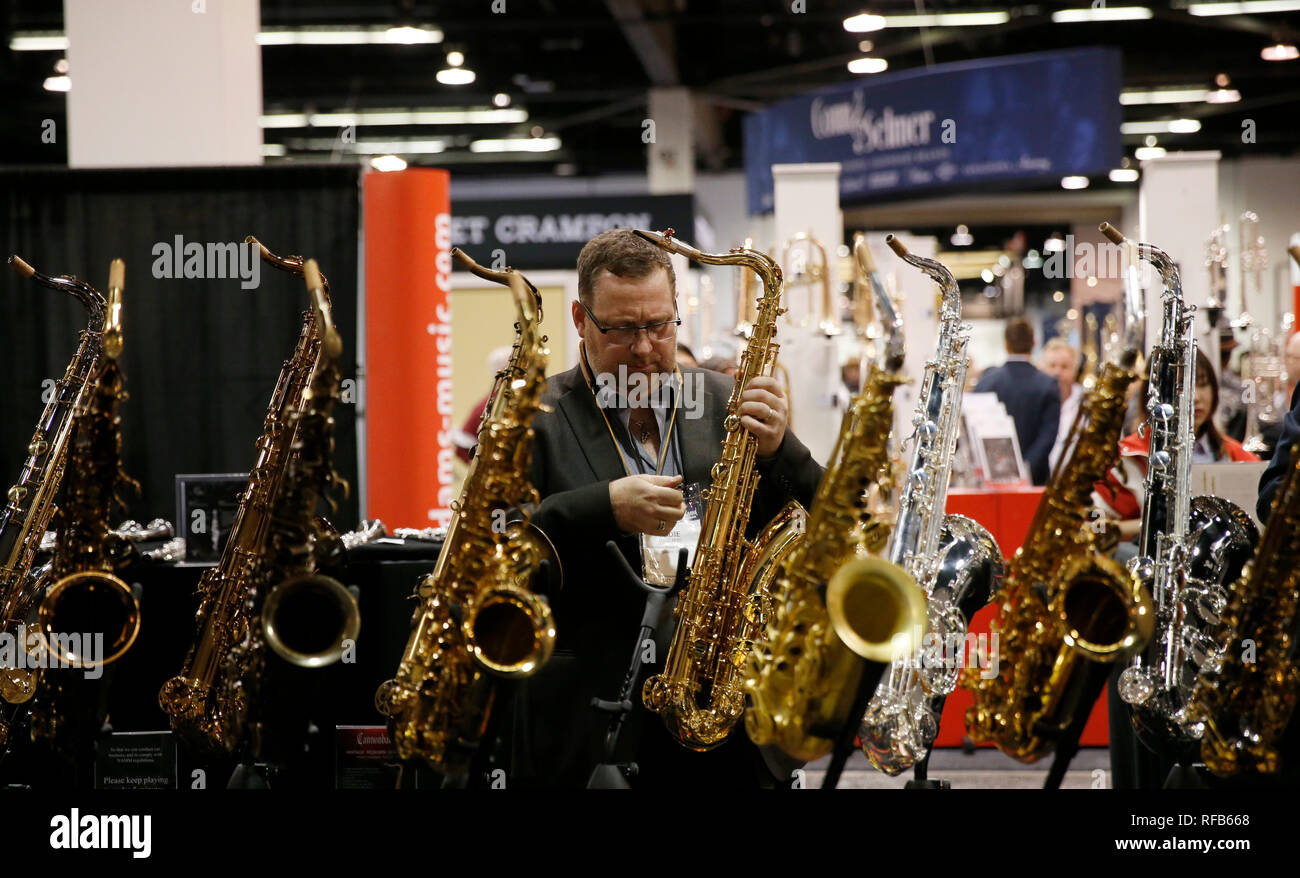 Namm show hi-res stock photography and images - Alamy