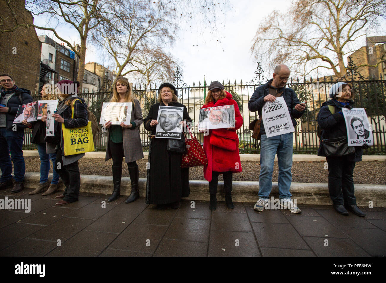 Saudi arabian embassy london hi-res stock photography and images - Alamy