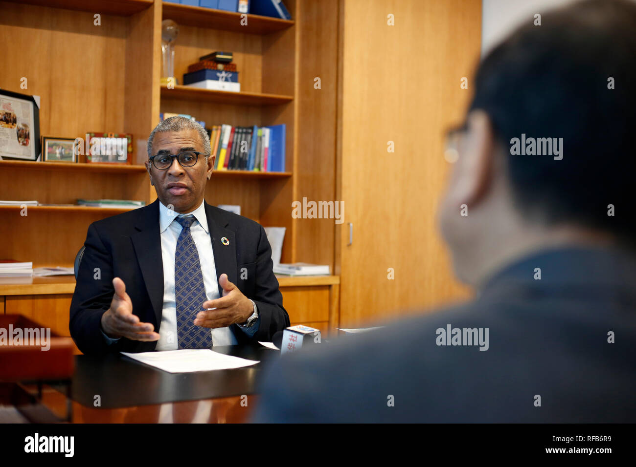 Carbon based fuels hi-res stock photography and images - Alamy