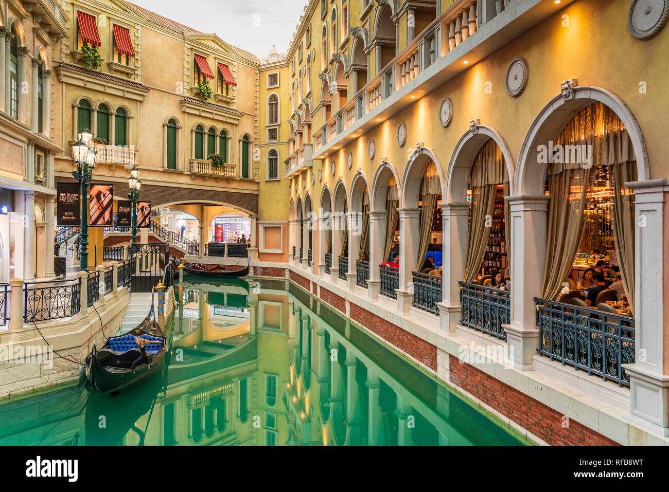 Inside the venetian hi-res stock photography and images - Alamy