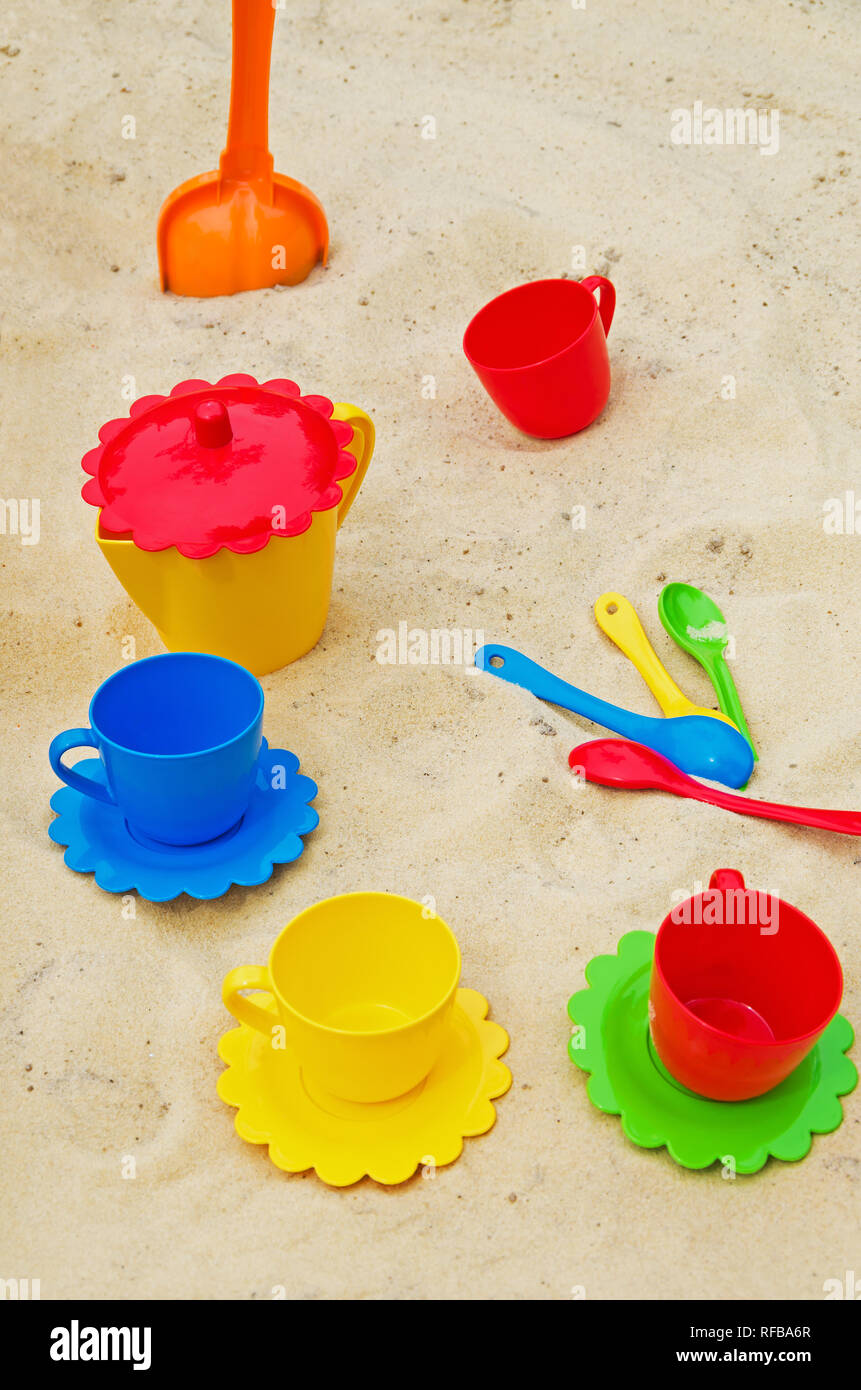 Childrens beach toys - buckets, spade and scoop dipper cup and spoon ...