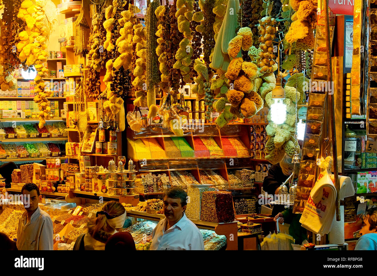 Bazaar culture hi-res stock photography and images - Alamy