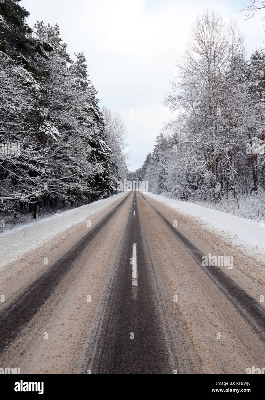 snow photographed in the winter season, which appeared after a snowfall ...