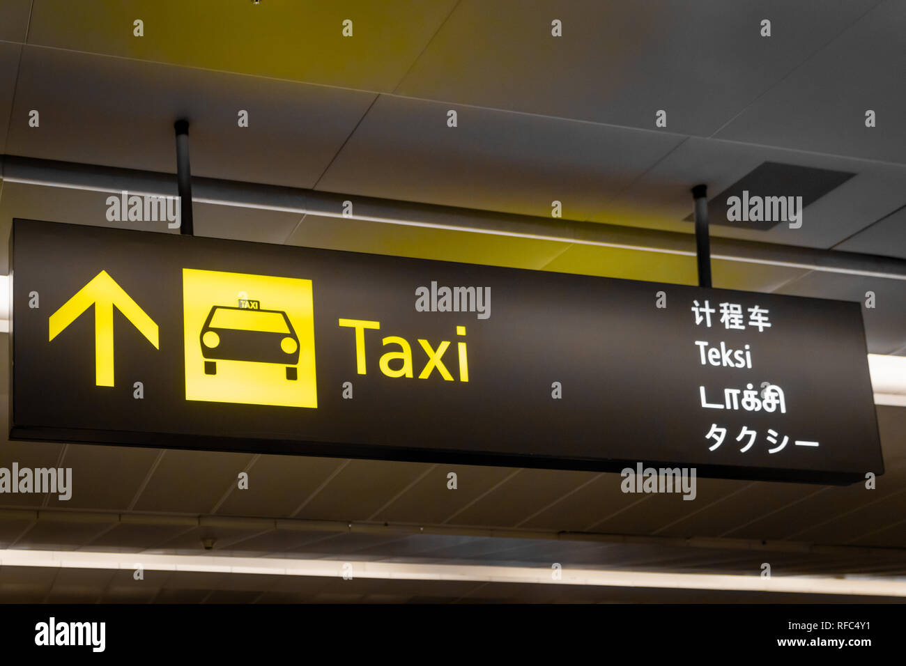 Airport Taxi Signage