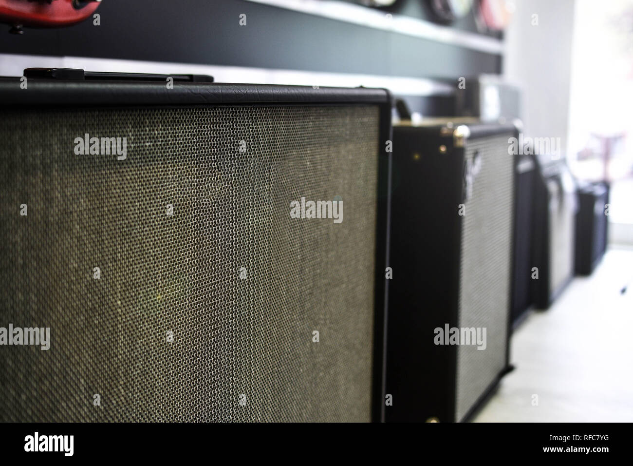 Guitar amplifiers hi-res stock photography and images - Alamy