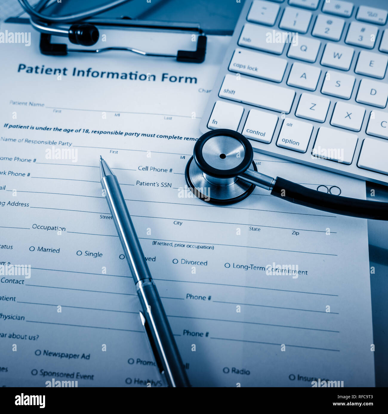 Patient information form analysis record hi-res stock photography and ...