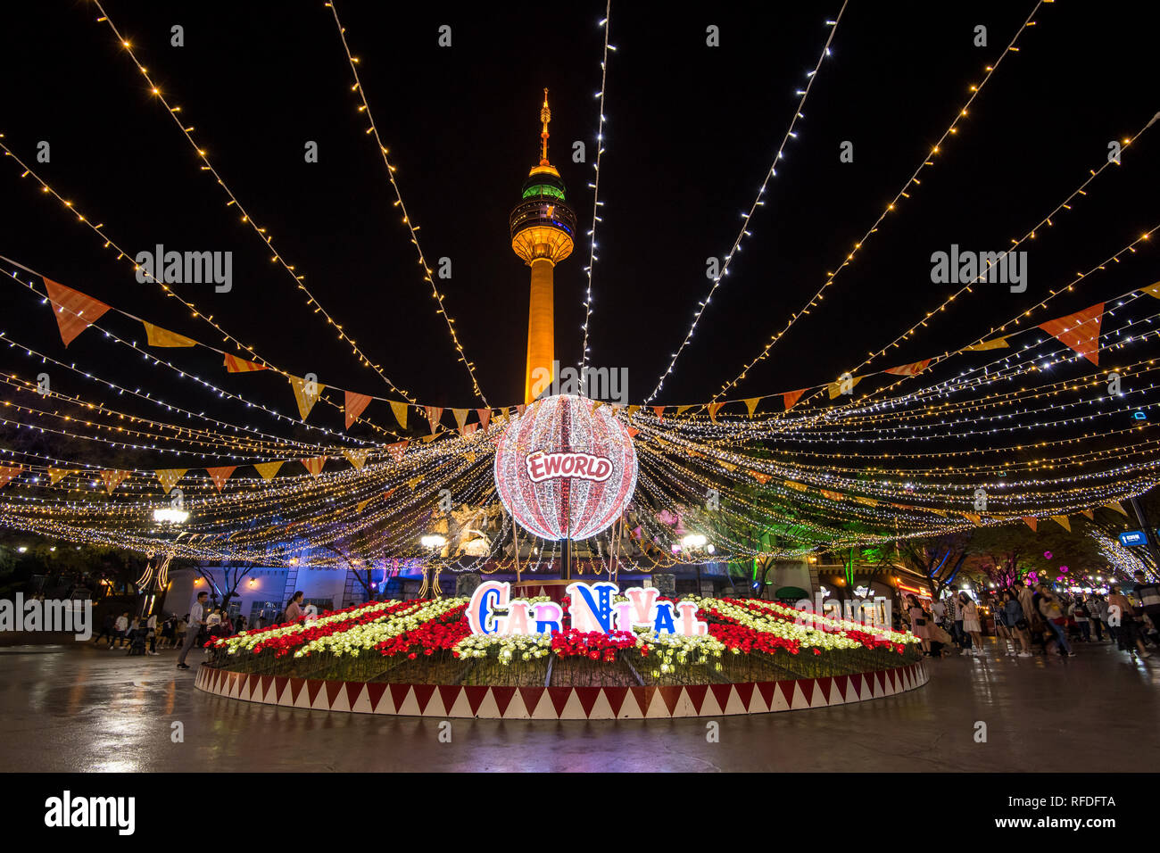 Night view of E-World theme park and 83 Tower in Daegu city Stock Photo ...