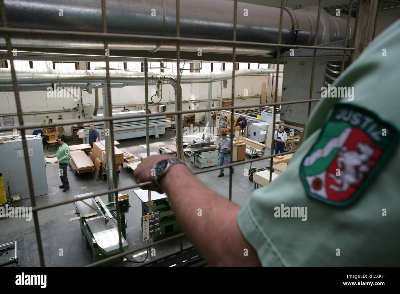 Prison workshop hi-res stock photography and images - Alamy