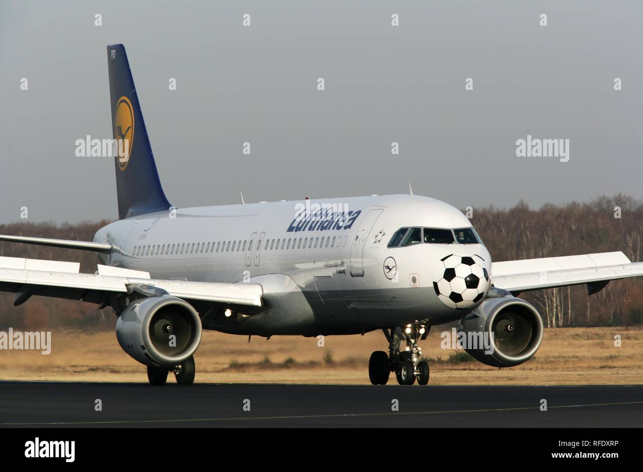 Airbus A320 Wallpaper