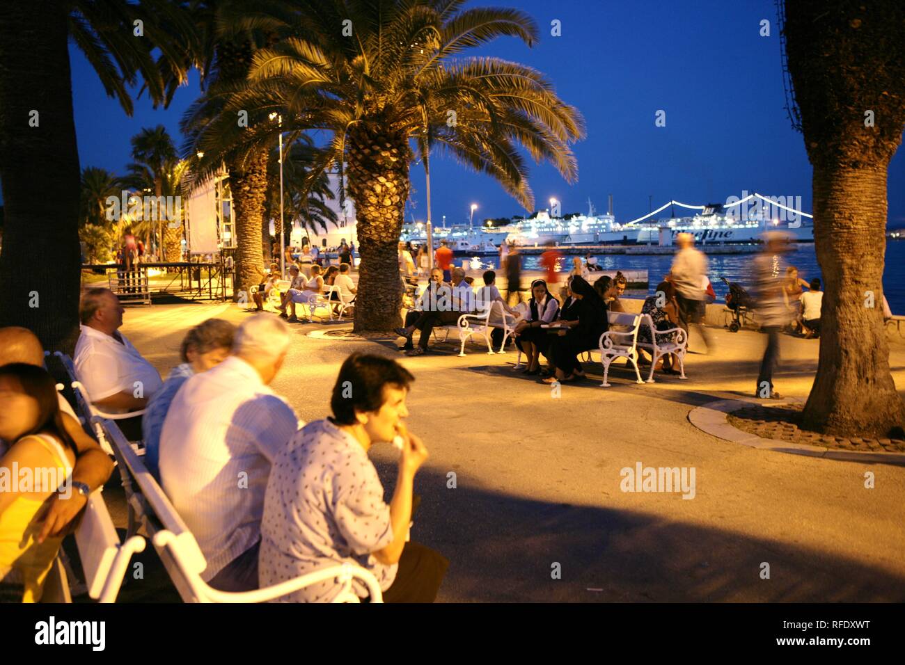 The harbour promenade, at dusk, vivid nightlife, Split, Middle Dalmatia ...