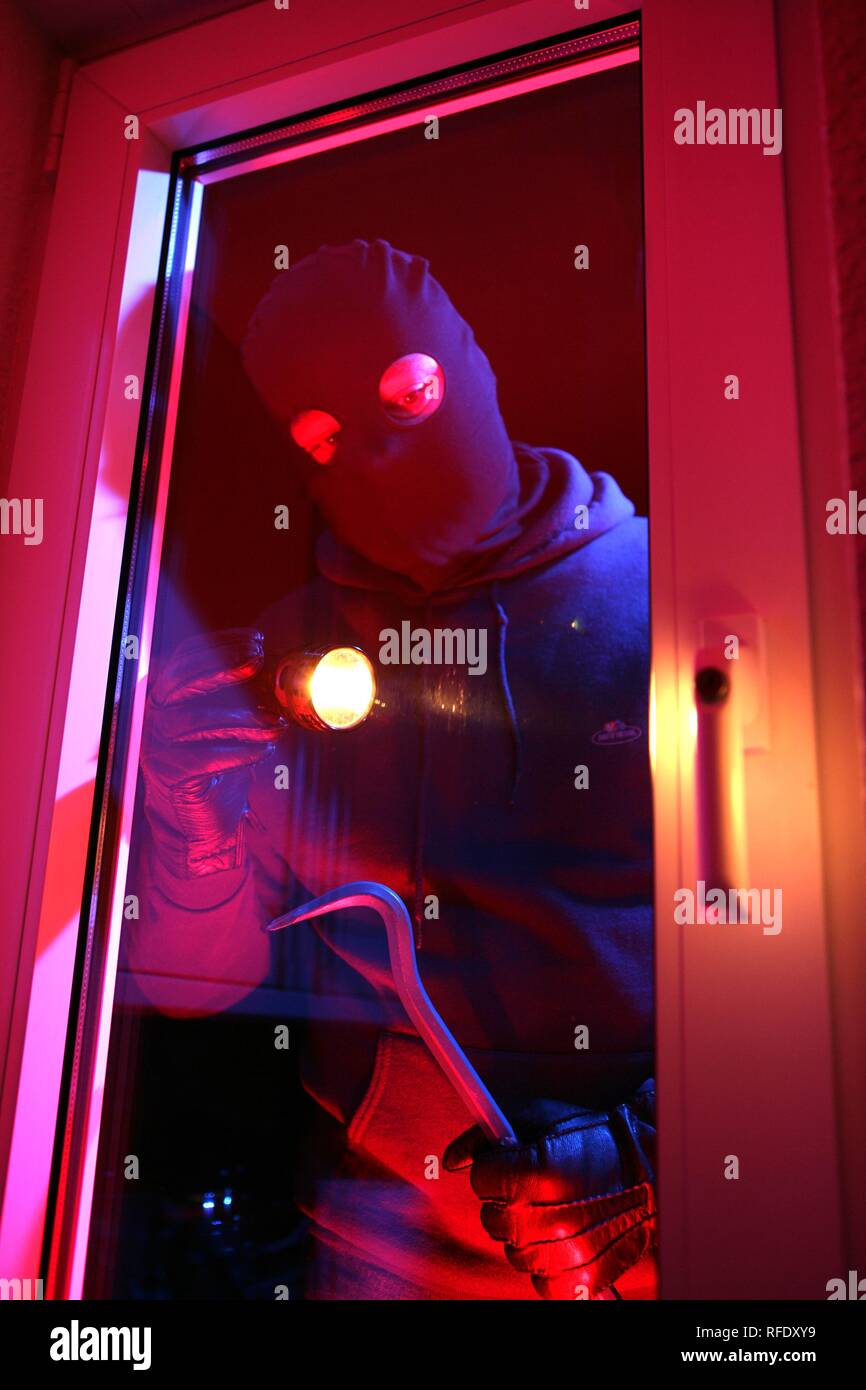 Burglars tools hi-res stock photography and images - Alamy