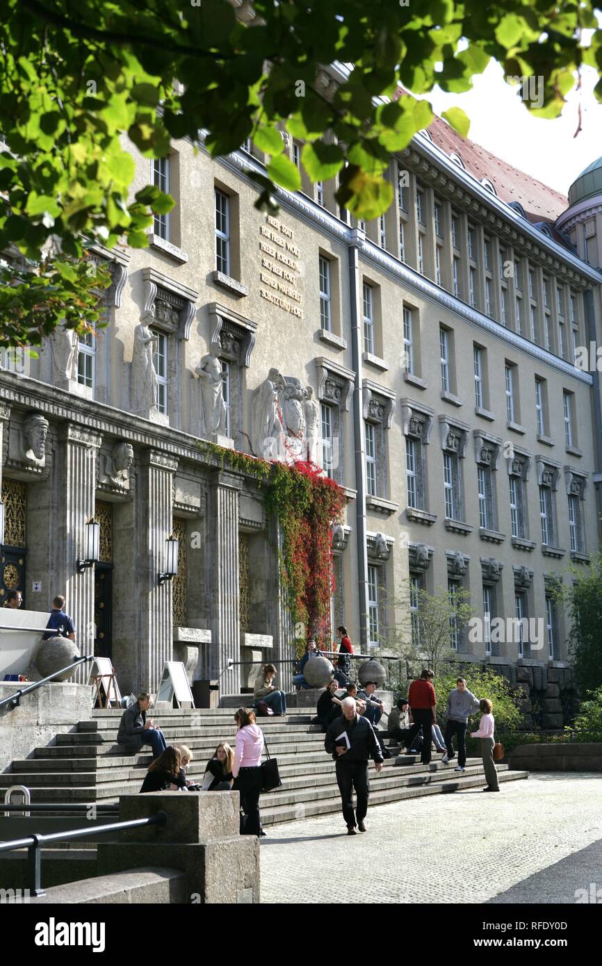 Deutsche national bibliothek hi-res stock photography and images - Alamy