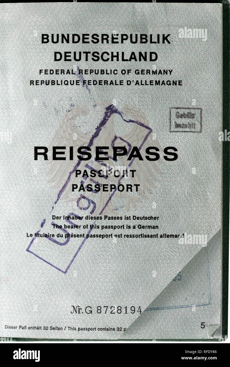 Invalid passport hi-res stock photography and images - Alamy