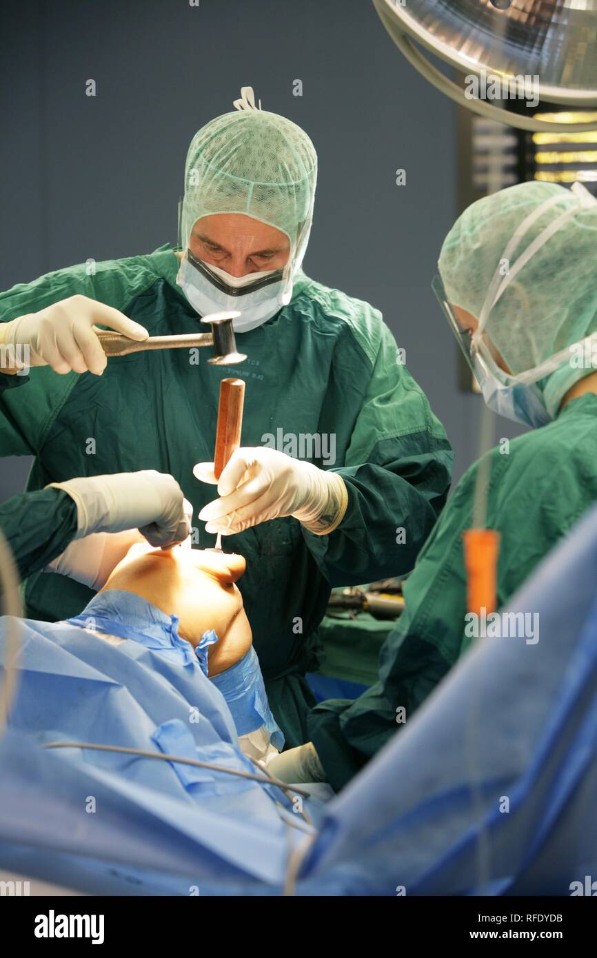 Joint Replacement Operation High Resolution Stock Photography and ...