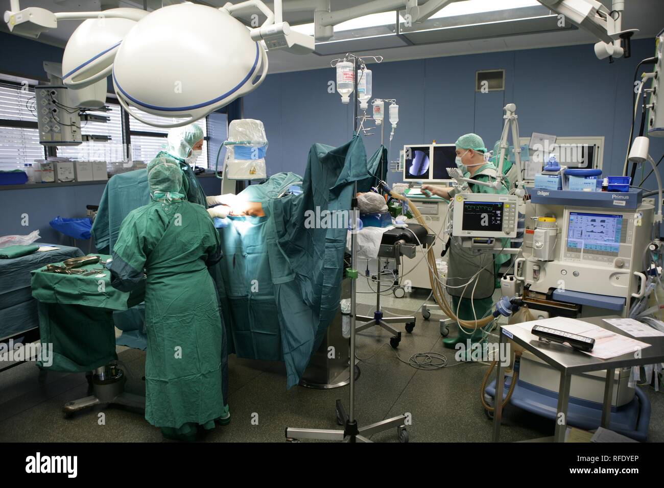 Operation room, surgery Stock Photo - Alamy