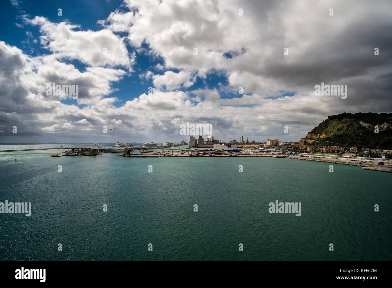Aerial of harbour hi-res stock photography and images - Alamy
