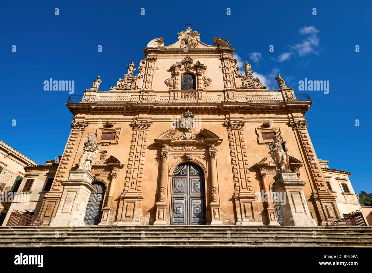 Chiesa di San Pietro Church. Modica Sicily Italy Stock Photo - Alamy