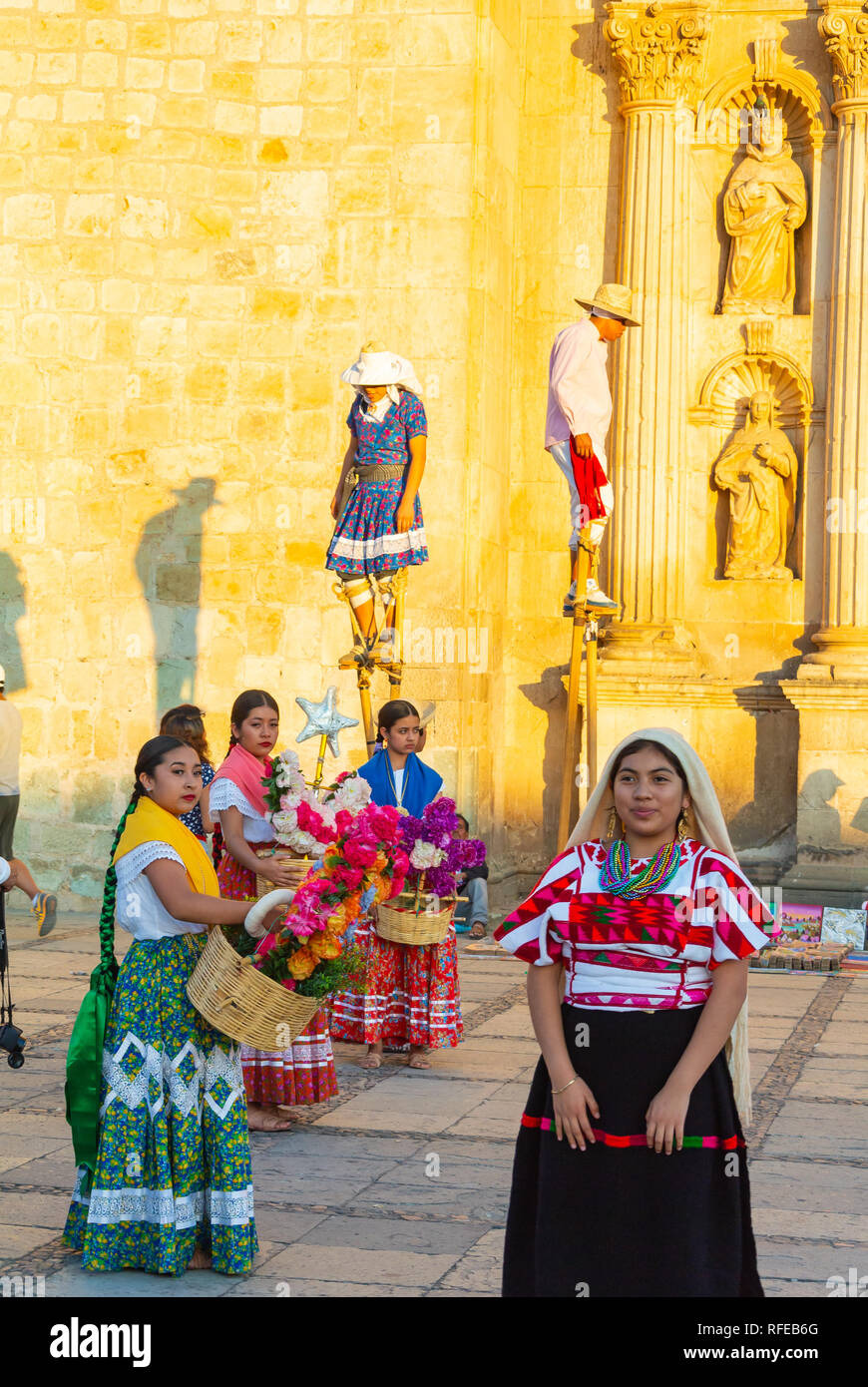 Local woman in a traditional costume, oaxaca, mexico Stock Photo - Alamy
