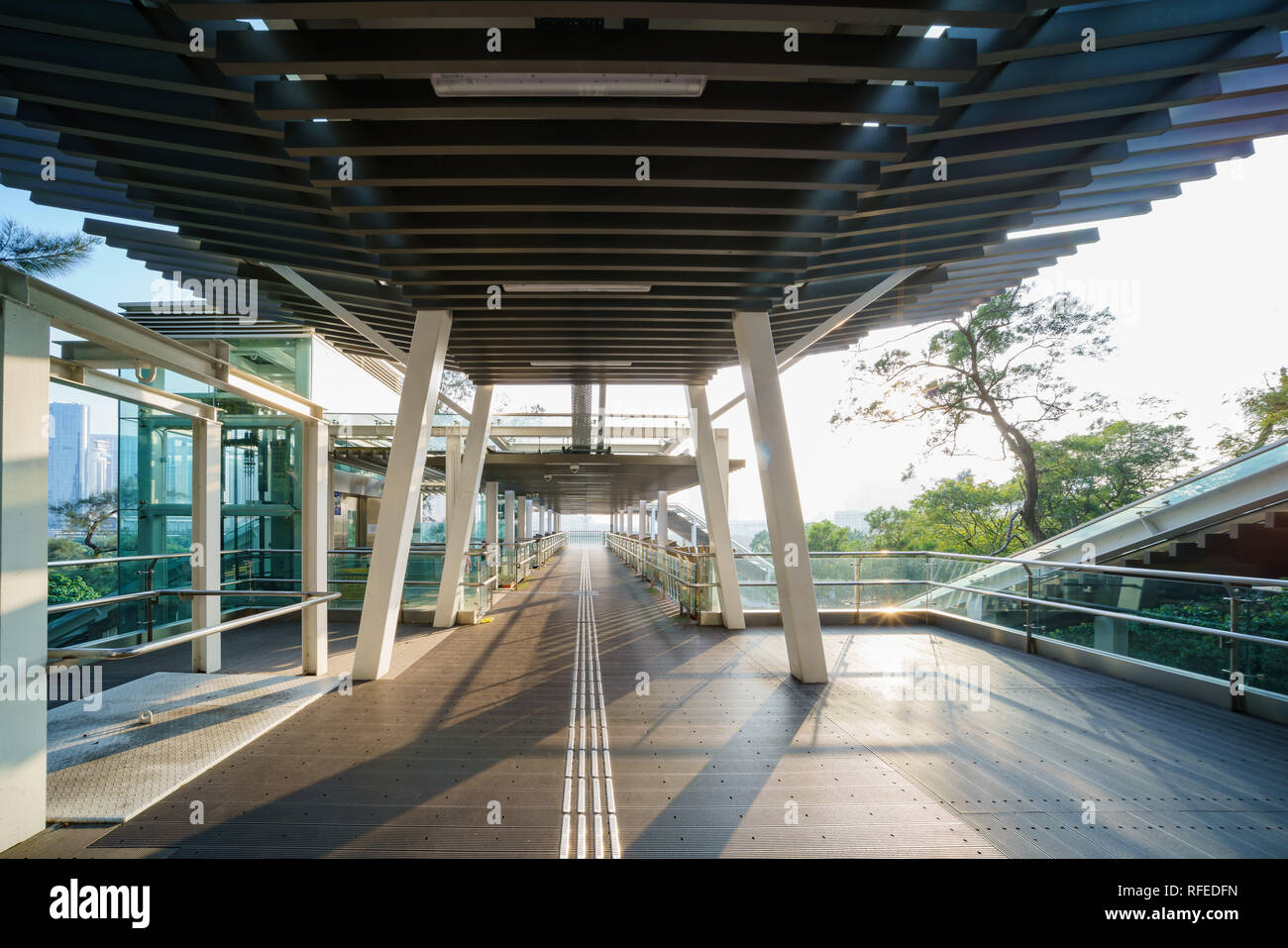 Taipa grande hill inclined lift hi-res stock photography and images - Alamy