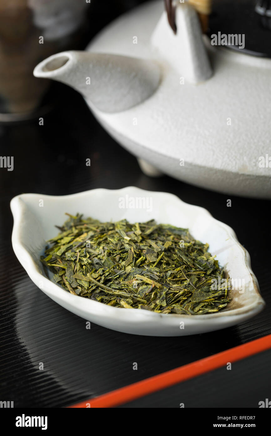 Tea tea pot hi-res stock photography and images - Alamy