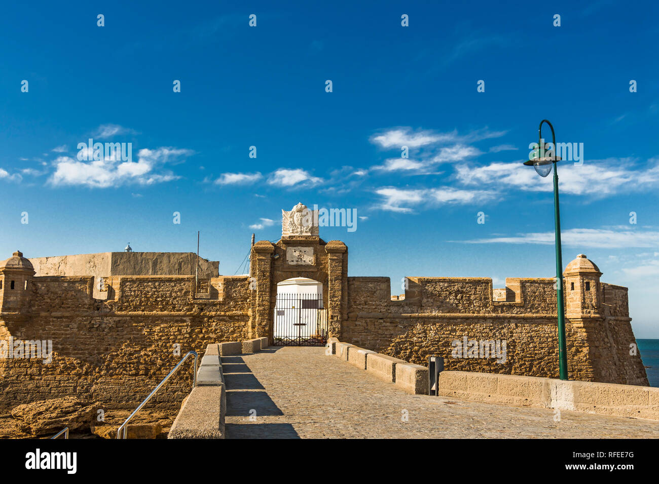 The front gate and fortress walls of Castillo de San Sebastian Stock ...