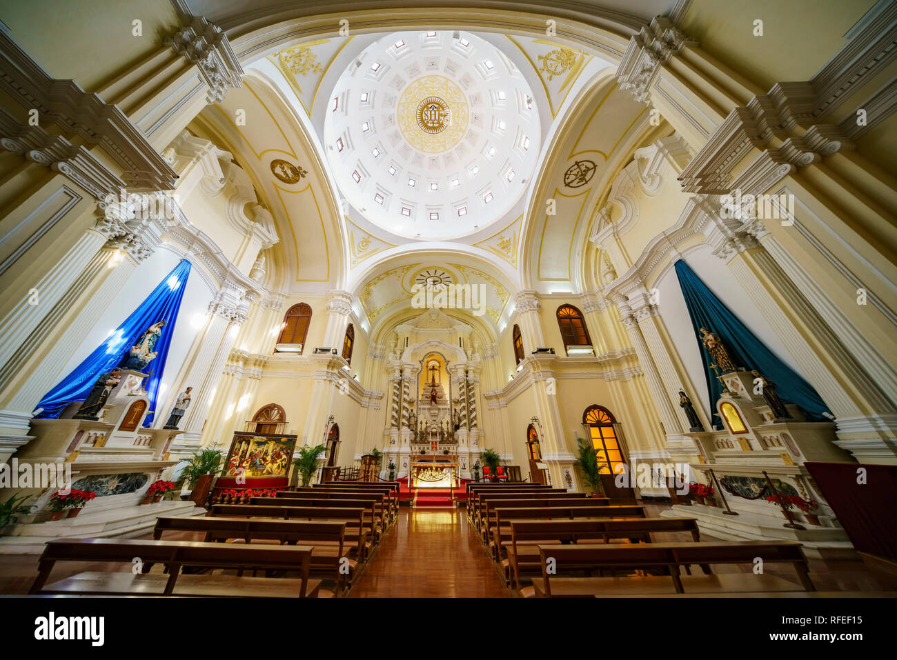 St joseph seminary and church hi-res stock photography and images - Alamy