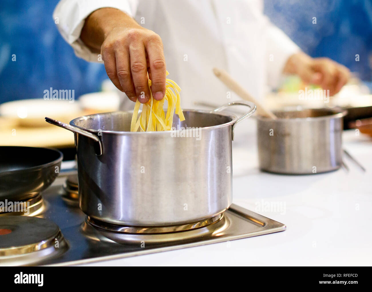 Cooking add water hi-res stock photography and images - Alamy