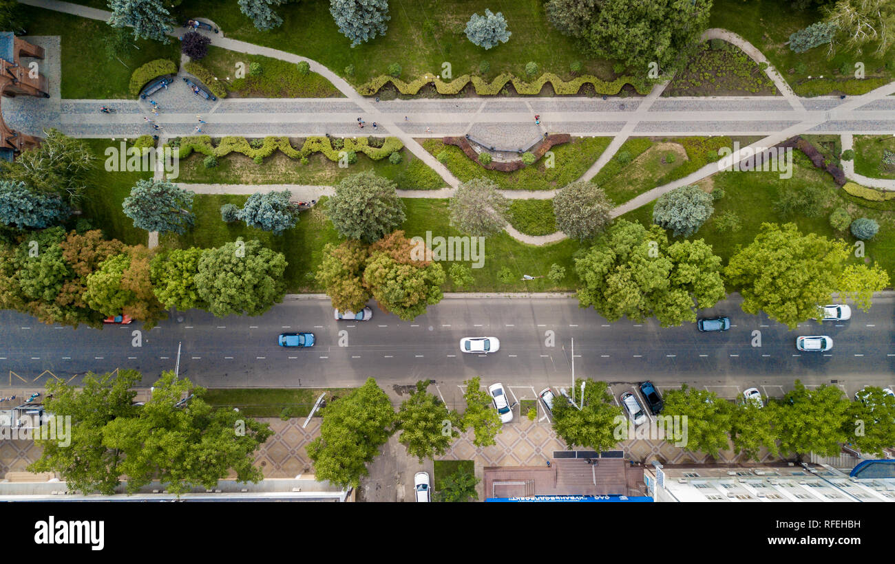 Top view road cars on speedway and city traffic Stock Photo - Alamy