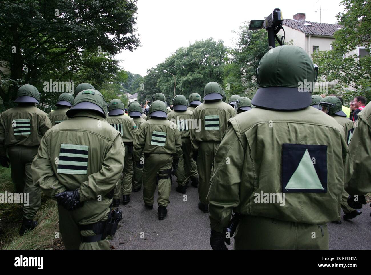 DEU Germany Weeze : Police exercise of german and dutch police units ...