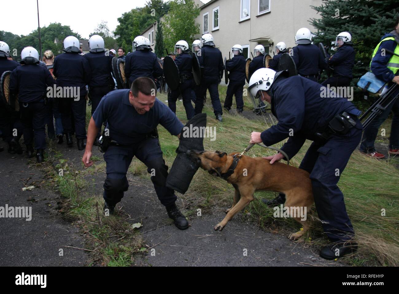 Germany, Weeze : Police exercise of german and dutch police units ...