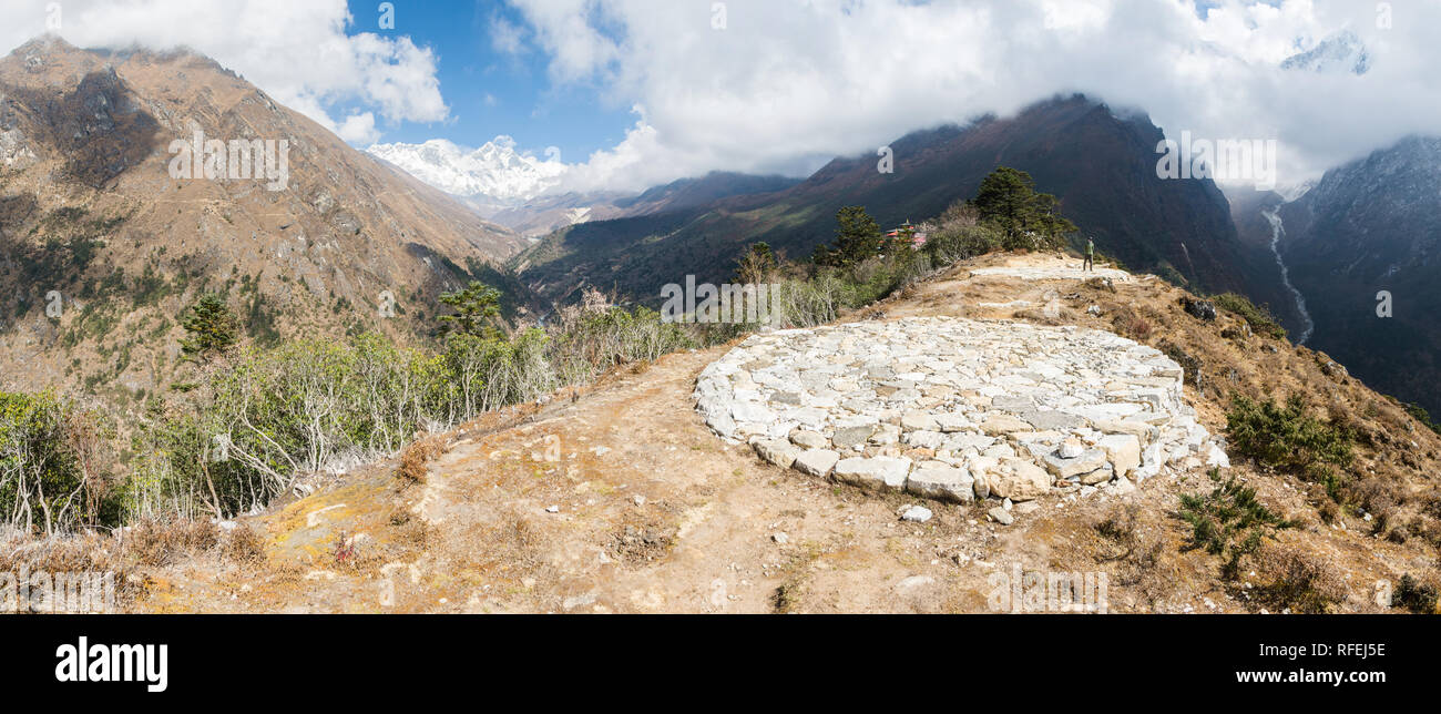 Helipad hi-res stock photography and images - Alamy