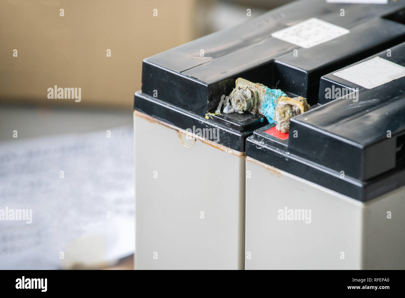 Lead acid battery hi-res stock photography and images - Alamy