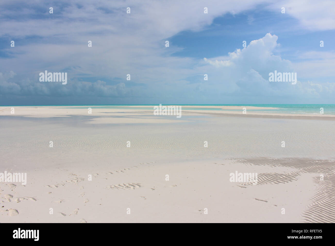 Exuma cays hi-res stock photography and images - Alamy