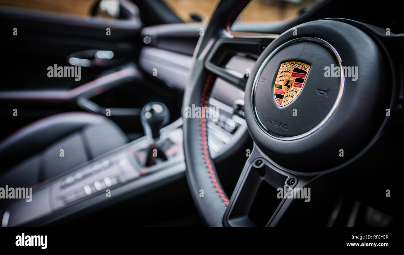 Porsche dashboard interior hi-res stock photography and images - Alamy