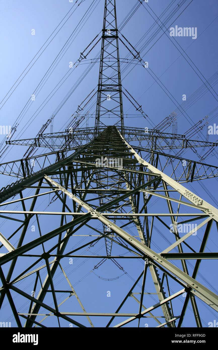 Electric power lines hi-res stock photography and images - Alamy