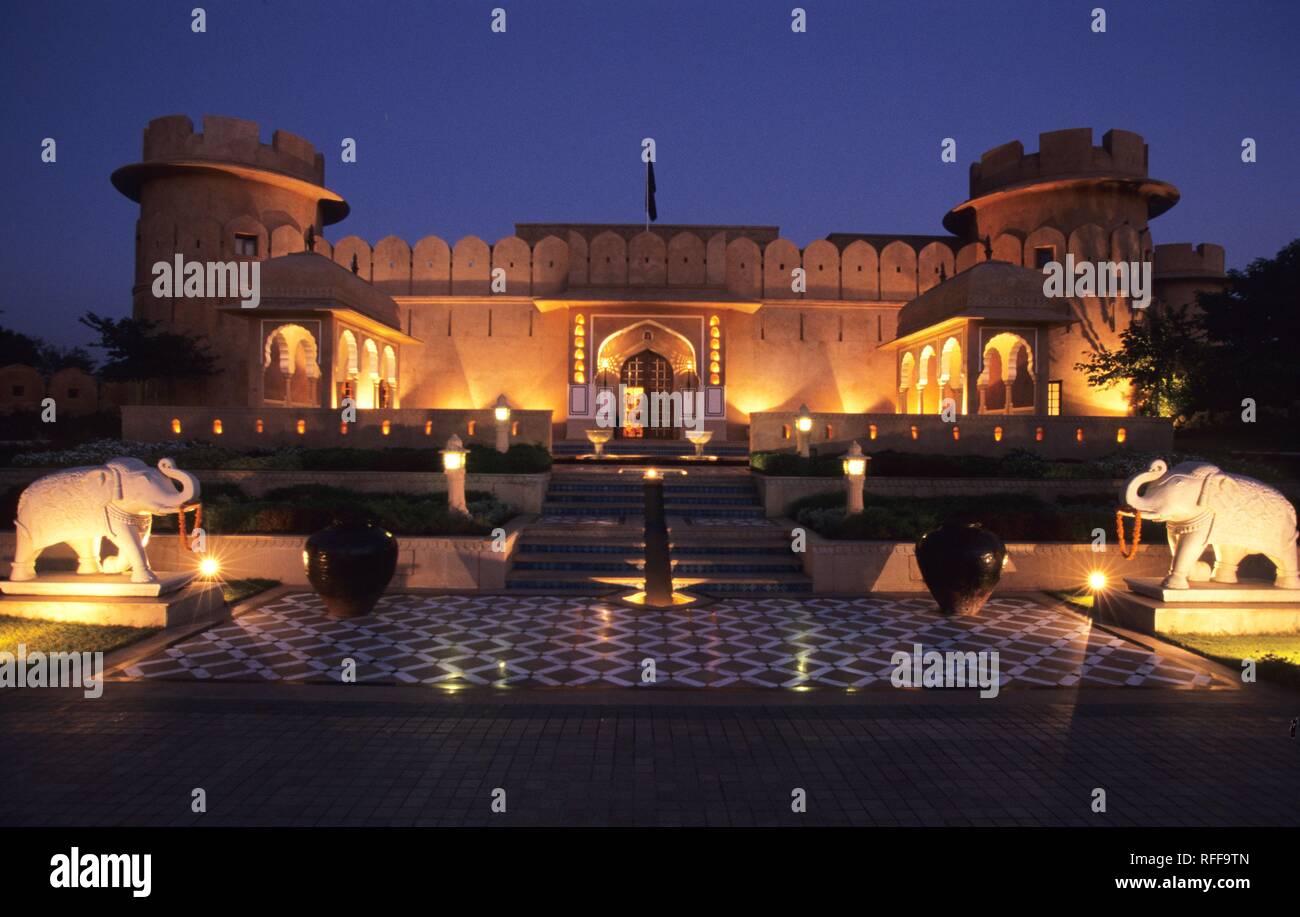 Oberoi rajvilas india hi-res stock photography and images - Alamy
