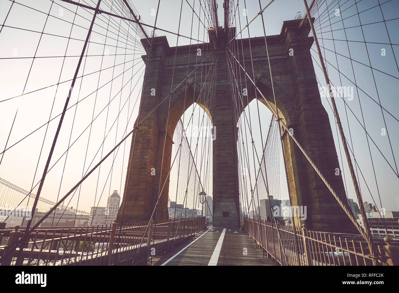 Nyc landmark hi-res stock photography and images - Alamy