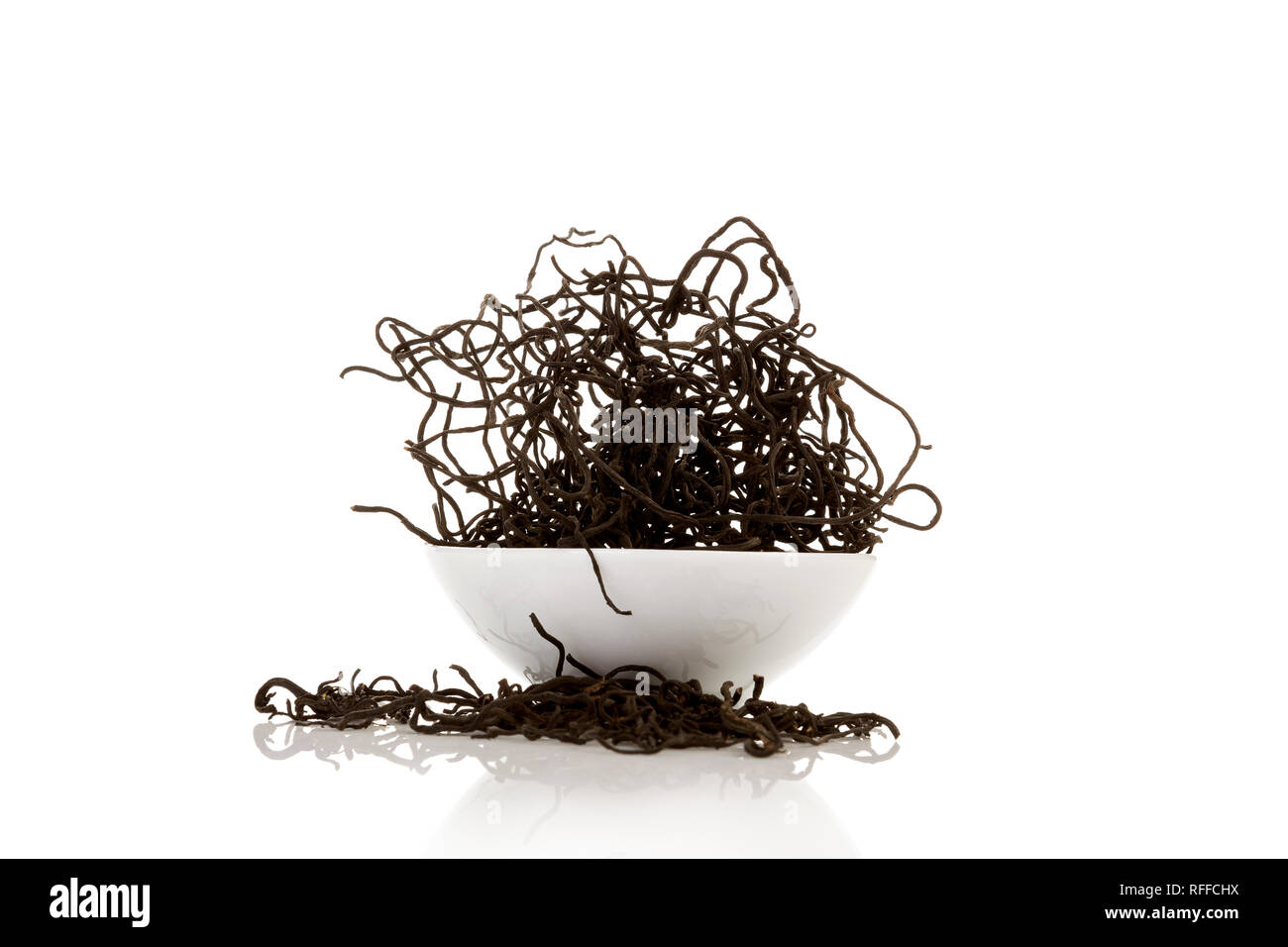 Arame. Dry seaweed in bowl isolated on white background. Healthy Sea ...