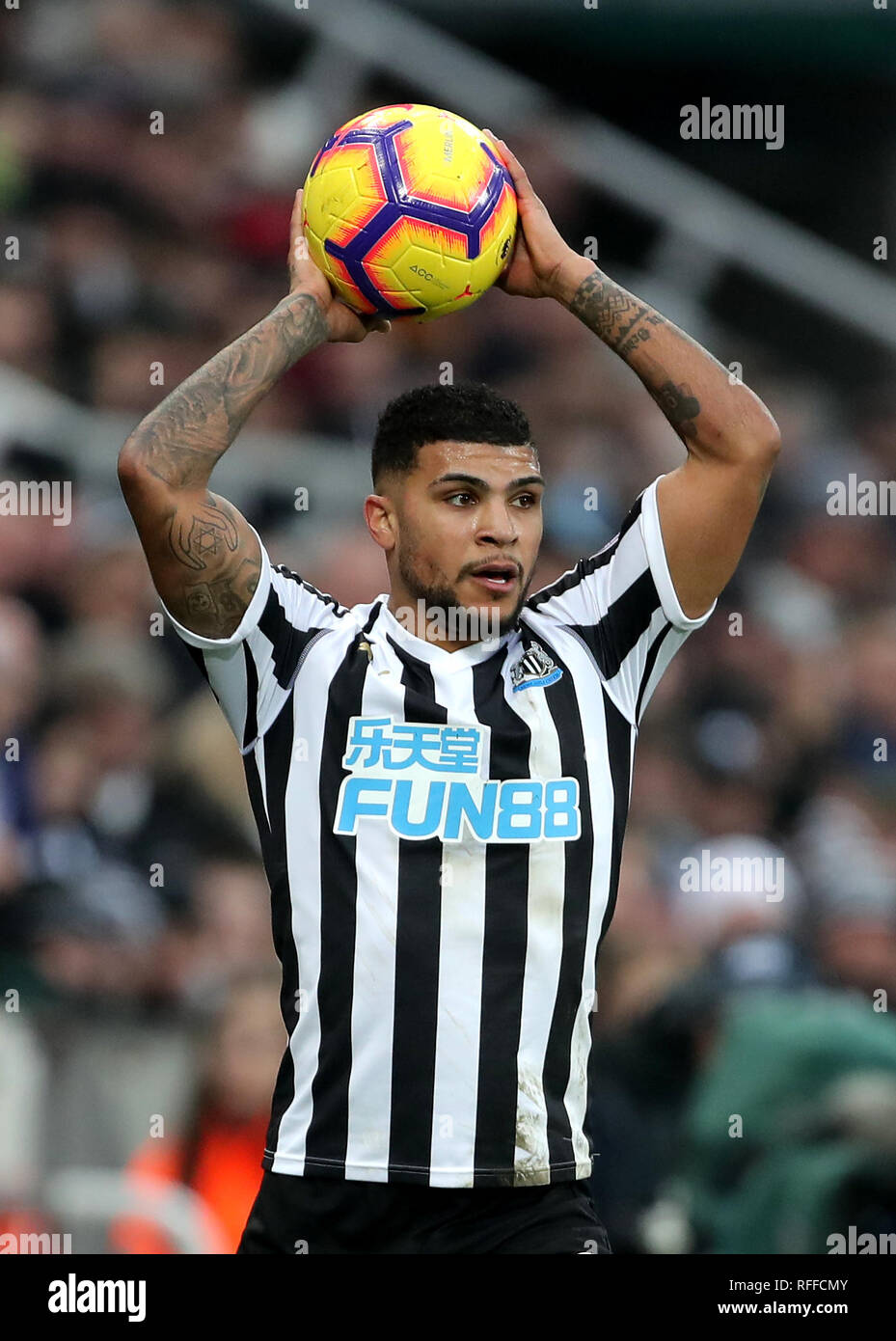 Deandre yedlin of newcastle united hi-res stock photography and images ...