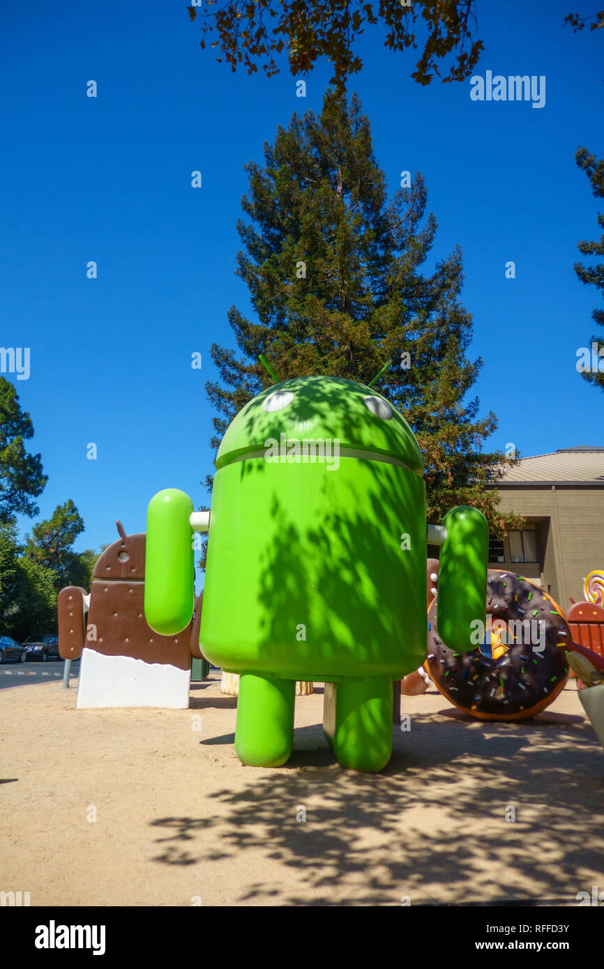 Android statue in Googleplex headquarters main office Stock Photo - Alamy