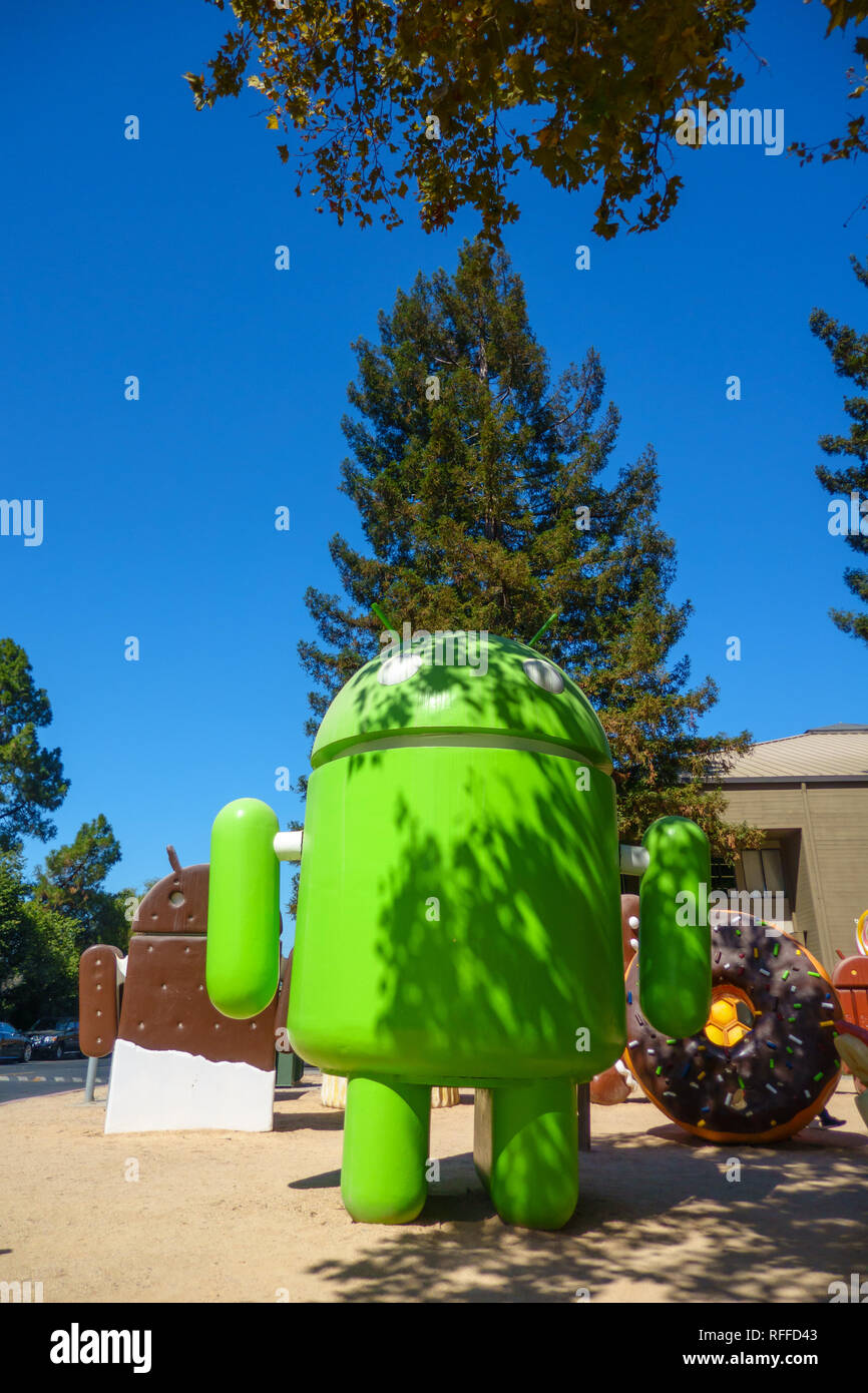 Android statue in Googleplex headquarters main office Stock Photo - Alamy