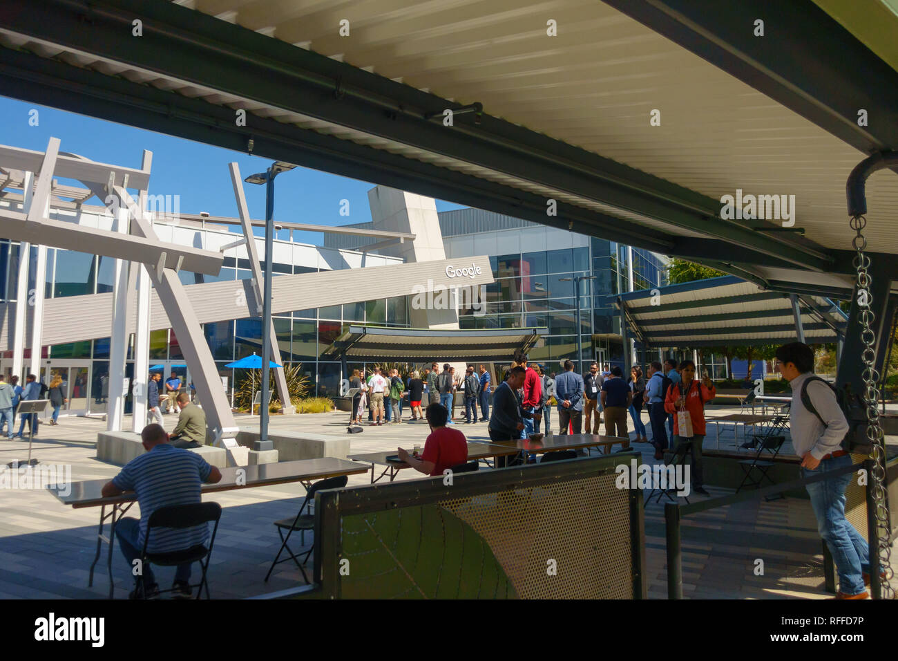 Employees working outdoors at Googleplex headquarters main office Stock ...