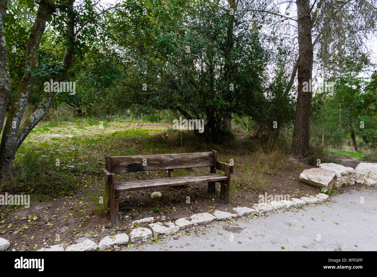 Crooked pathway hi-res stock photography and images - Alamy
