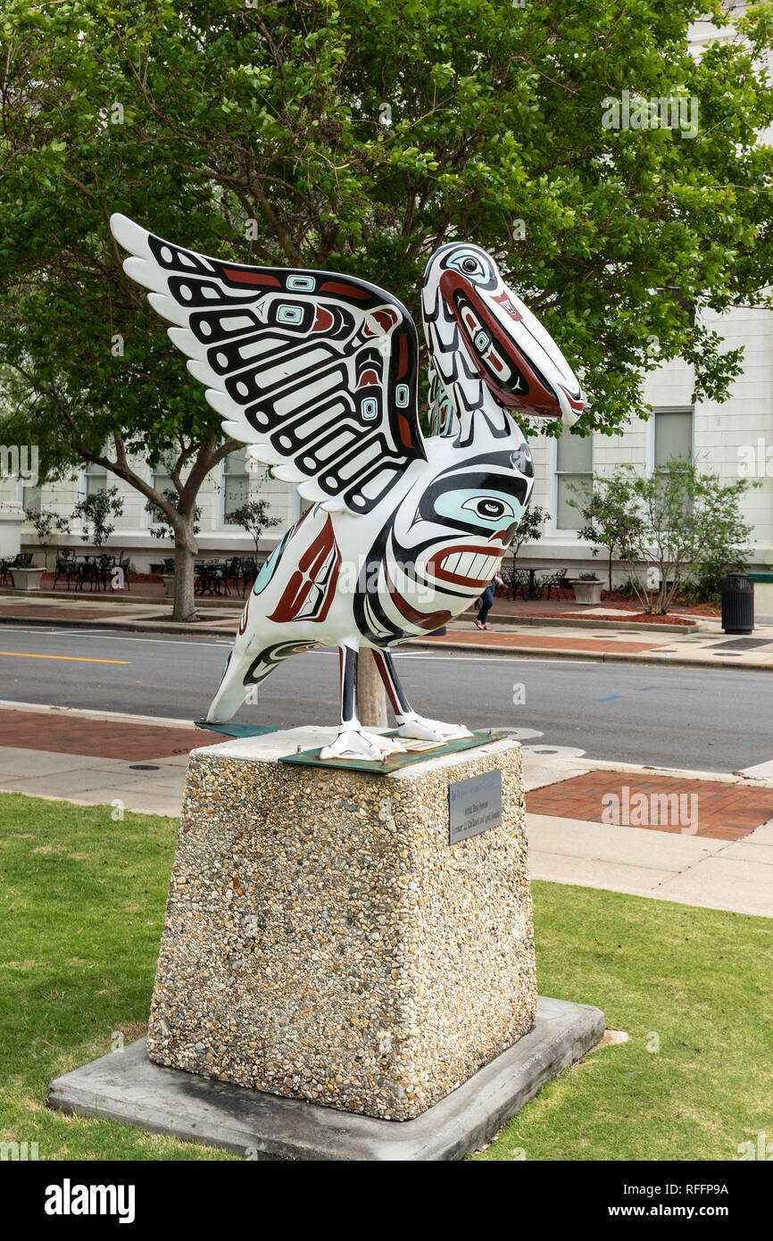 Statue with pelican hi-res stock photography and images - Alamy